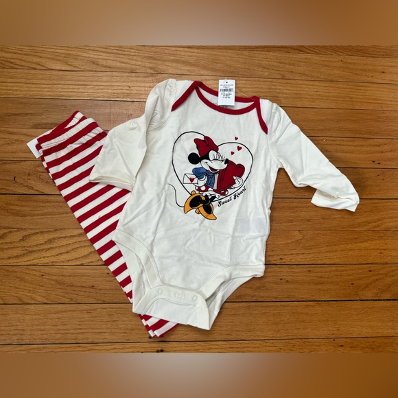 GAP | Matching Sets | Nwt Gap Disney Outfit Size 62 Months | Poshmark